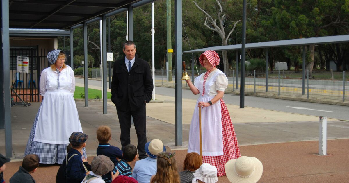Celebrating the Olden Days - Court Grammar School
